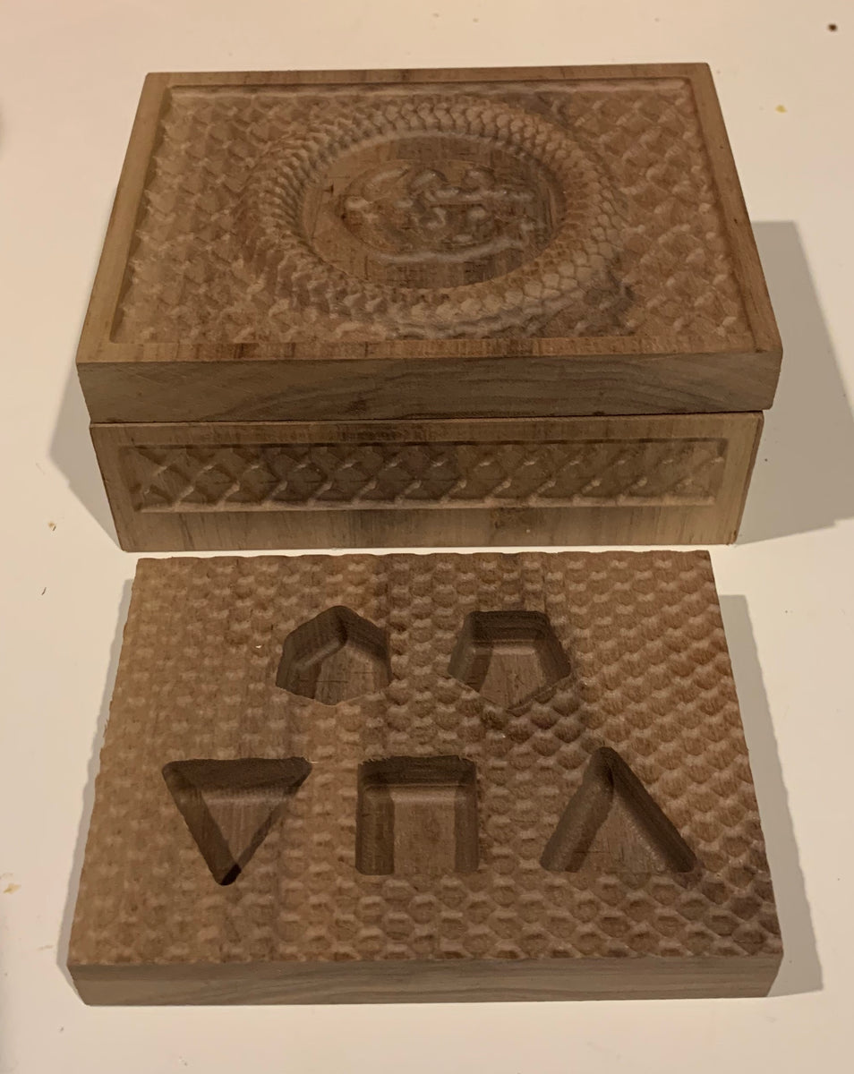 Official GaryCon Logo Dragonscale Dice Box – World of Game Design